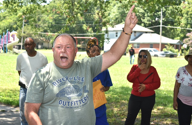 Pine Bluff's faith, city leaders turn to prayer after week of violence ...