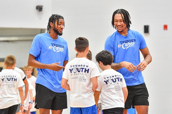 WholeHogSports - Thunder teammates Joe, Williams return to Fort Smith