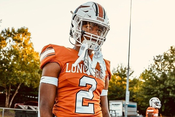 Hogs' LB commit starts season with strong effort | Whole Hog Sports