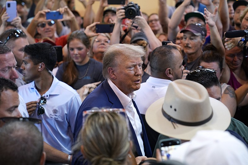Trump's Iowa state fair spectacle clouds DeSantis as former president ...