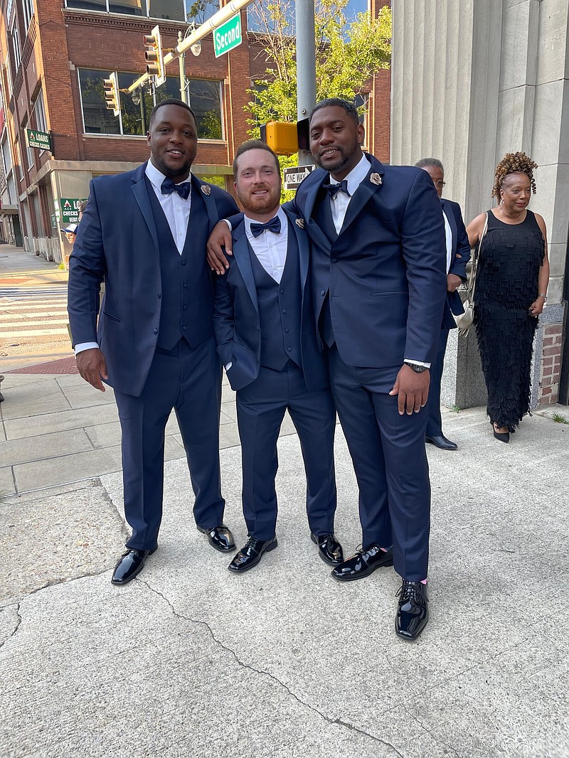 ‘Coaching ball and having fun’: How a West Memphis apartment helped ...