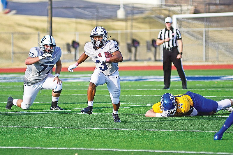 Lincoln looking to play quick on offense this season | Jefferson City ...