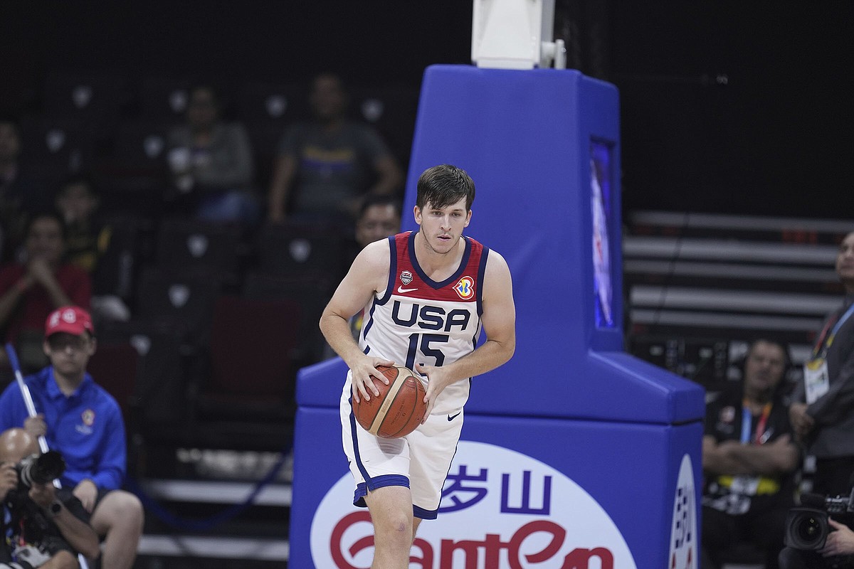 Reaves scores 12; U.S. survives first real test | Northwest Arkansas ...