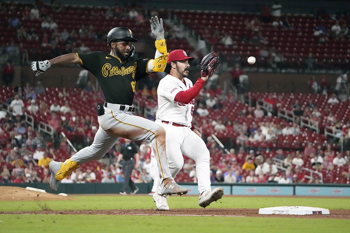 Pirates score three in 10th inning to beat Cardinals | Fulton Sun