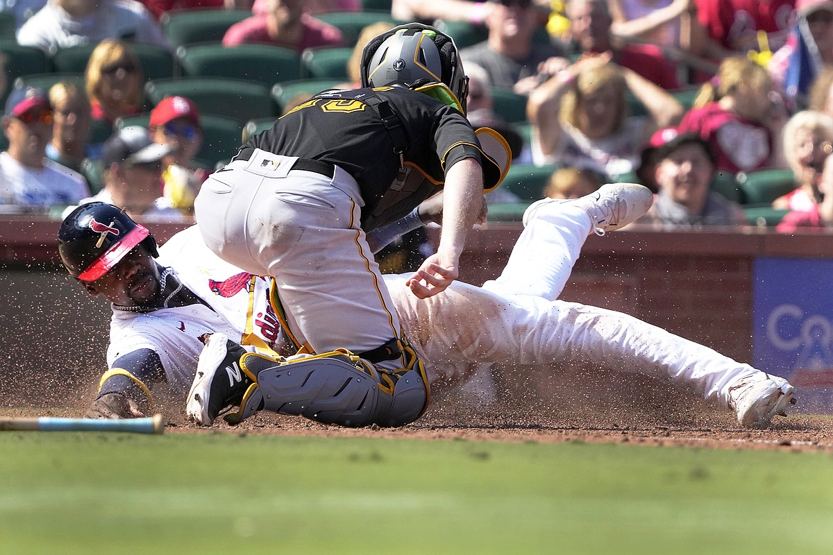 Walker, Thompson help Cardinals knock off Pirates 6-4 | Jefferson City ...