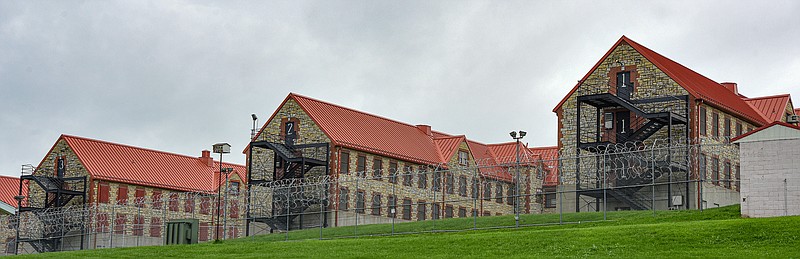 Missouri prisons restrict reading material orders | Jefferson City News ...