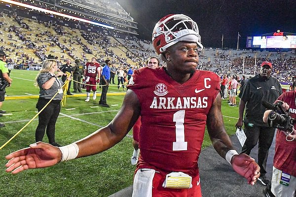 Souza: Hogs stand tall, but LSU stands a little taller | Whole Hog Sports