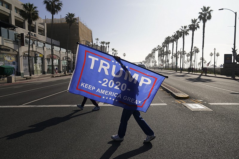 Donald Trump, skipping GOP debate, eyes California delegate sweep in ...