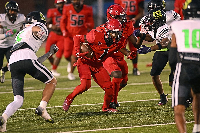UNDER THE RADAR: Maumelle’s Elijah Newell | Whole Hog Sports