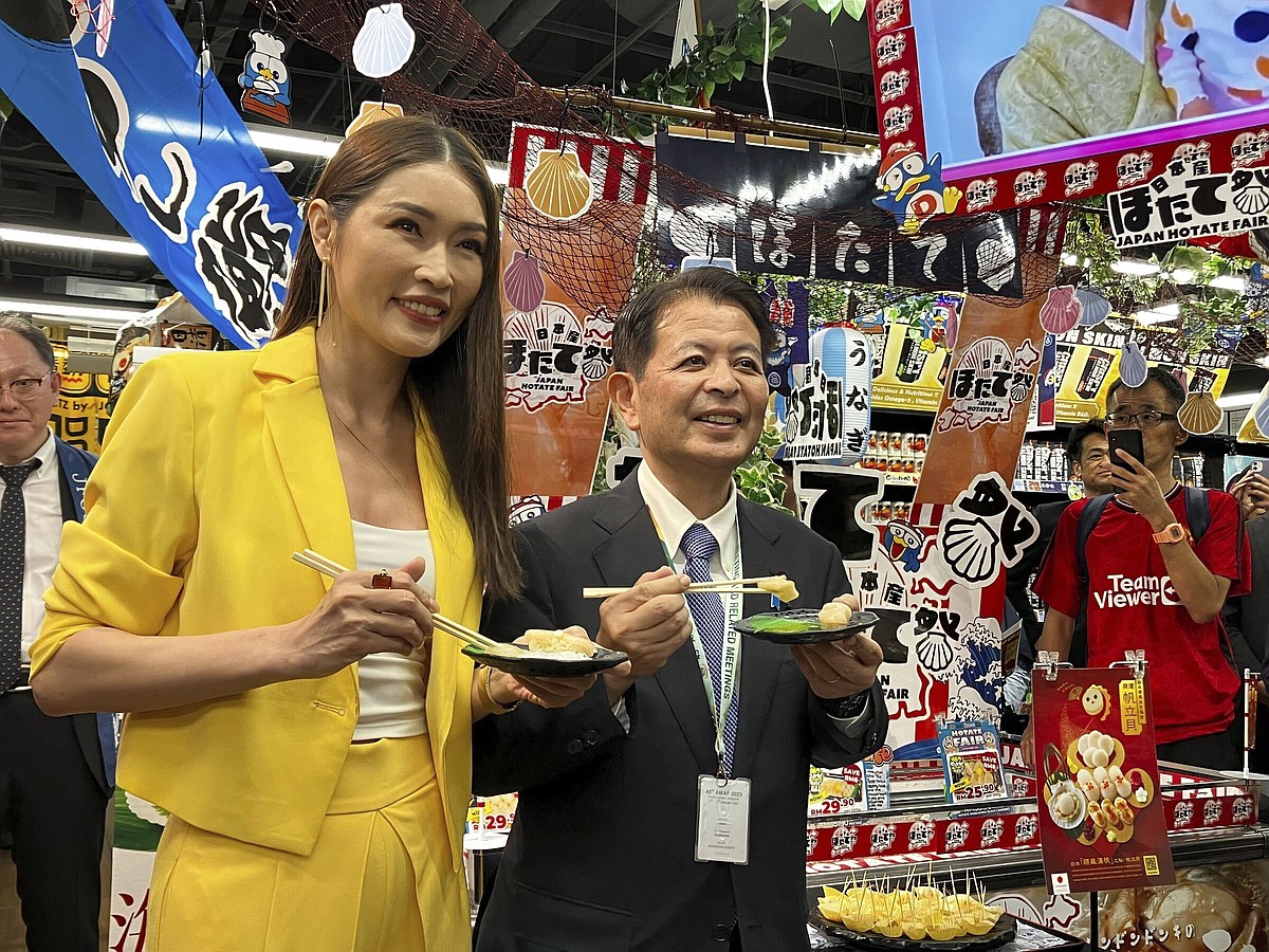 Japan aims for resolution of seafood ban | The Arkansas Democrat ...