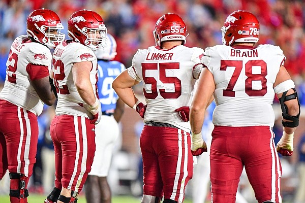 Razorback Report: Pittman hits on OL issues, Davillier flashing | Whole ...