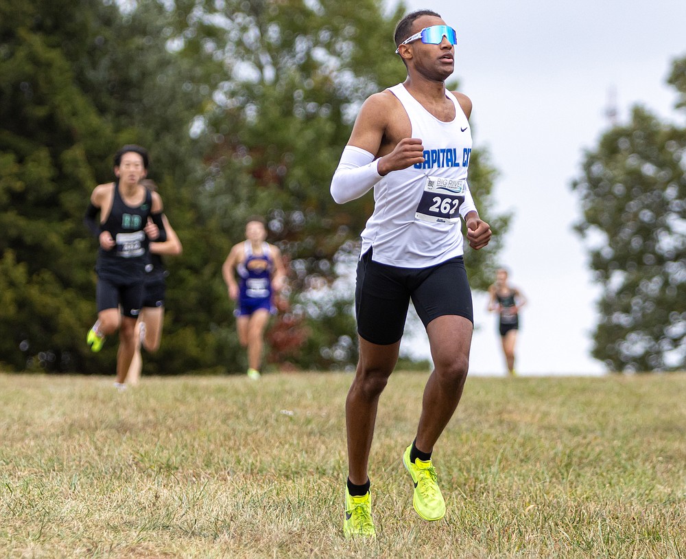 Grieve, Jobe lead area runners in CMAC cross country championships ...