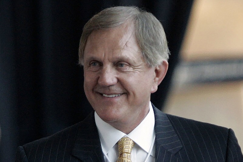 Jackie Sherrill discusses education under Coach Paul Bryant at Little ...