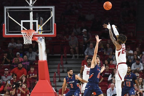Razorbacks got 'streaky hot' in exhibition win | Whole Hog Sports