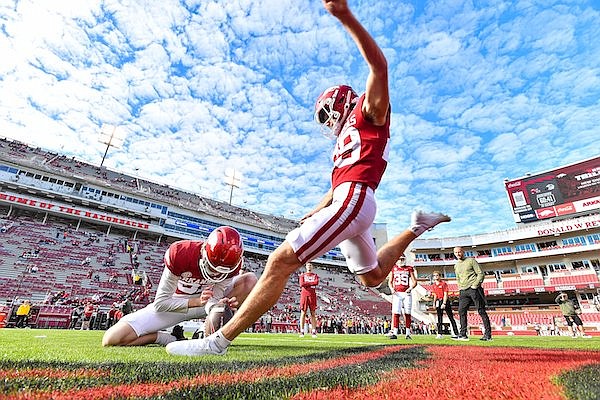 Three Razorbacks honored by coaches | The Arkansas Democrat-Gazette ...