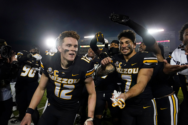Scouting Mizzou: Tigers have final hurdle before New Year's Six | Whole ...
