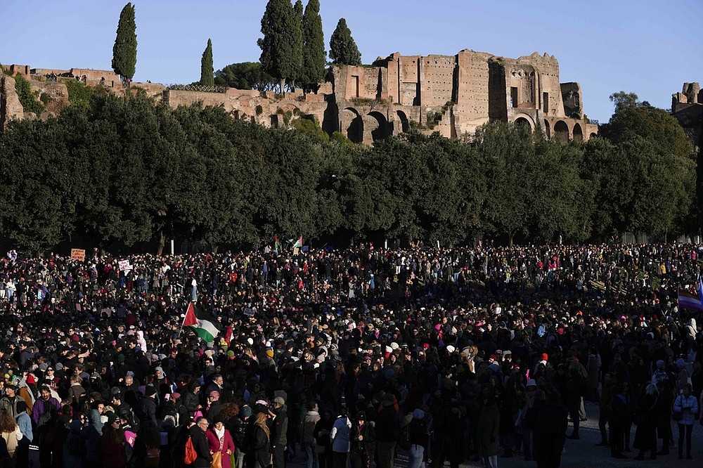 Italians Protest Violence Against Women The Arkansas Democrat Gazette
