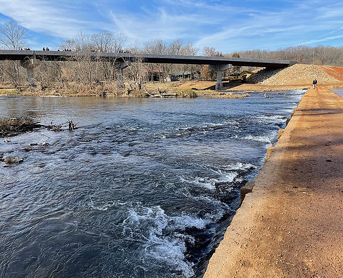 Ribbon-cutting held for new bridge over the Spring River near Hardy ...
