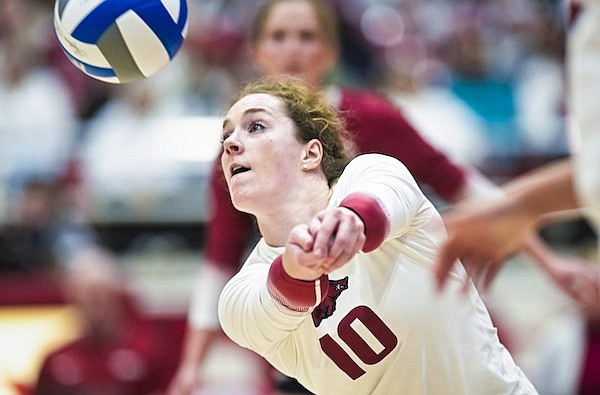 Undersized players coming up big as Arkansas begins NCAA Tournament ...