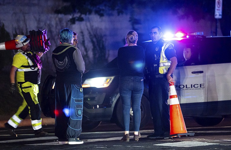 Sheriff: Texas man killed parents, 4 others in trail of violence from ...
