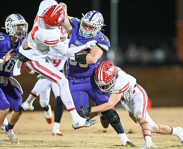CLASS 3A FOOTBALL: Rylen Ray following family tradition at Booneville ...