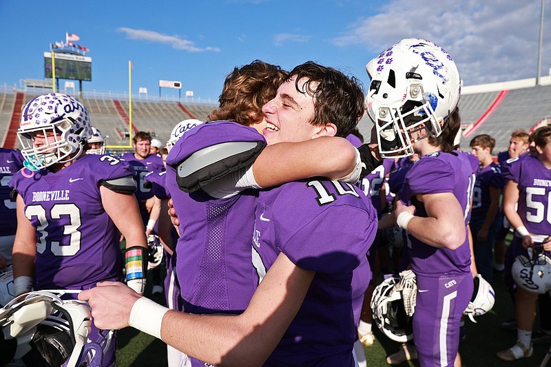 CLASS 3A TITLE: Booneville rides Dax Goff to Class 3A championship ...