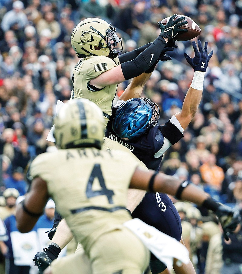 Army holds on in final seconds, beats Navy 17-11 | Jefferson City News ...