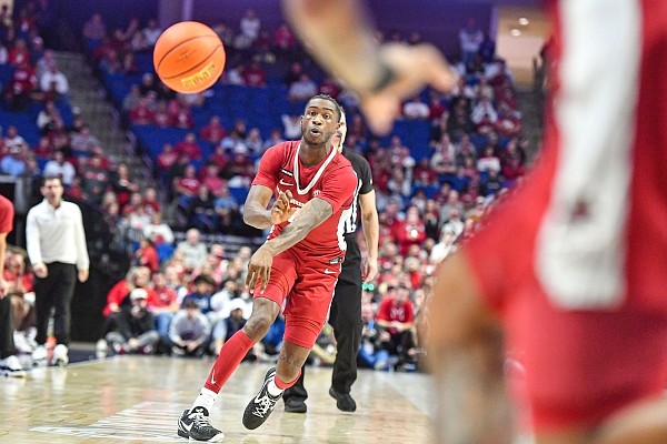 Razorback basketball report: Rule should lead to ball movement | Whole ...