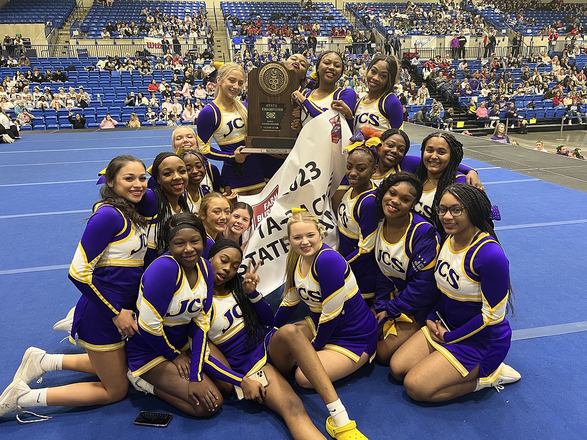 Junction City wins 1A-2A state cheerleading championship | El Dorado News