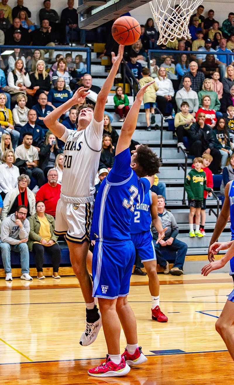 Little things add up as Helias boys fall to Father Tolton | Jefferson ...
