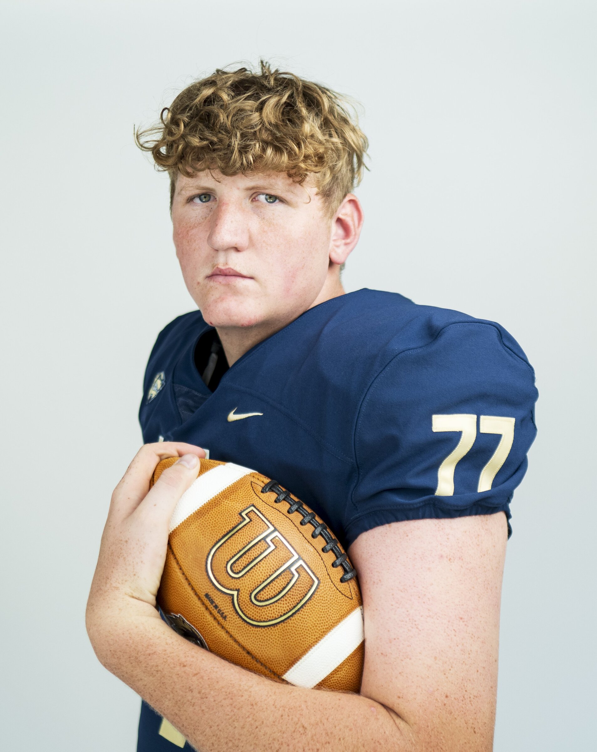 PREP FOOTBALL: Linemen differ on approach to signings | River Valley ...