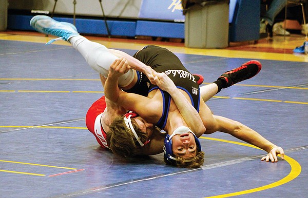 Jefferson City Splits Wrestling Duals Against C B C Hillsboro