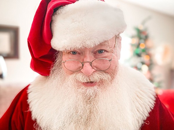 IT TAKES A LIFETIME: Methodist minister chose to become Santa to needy ...