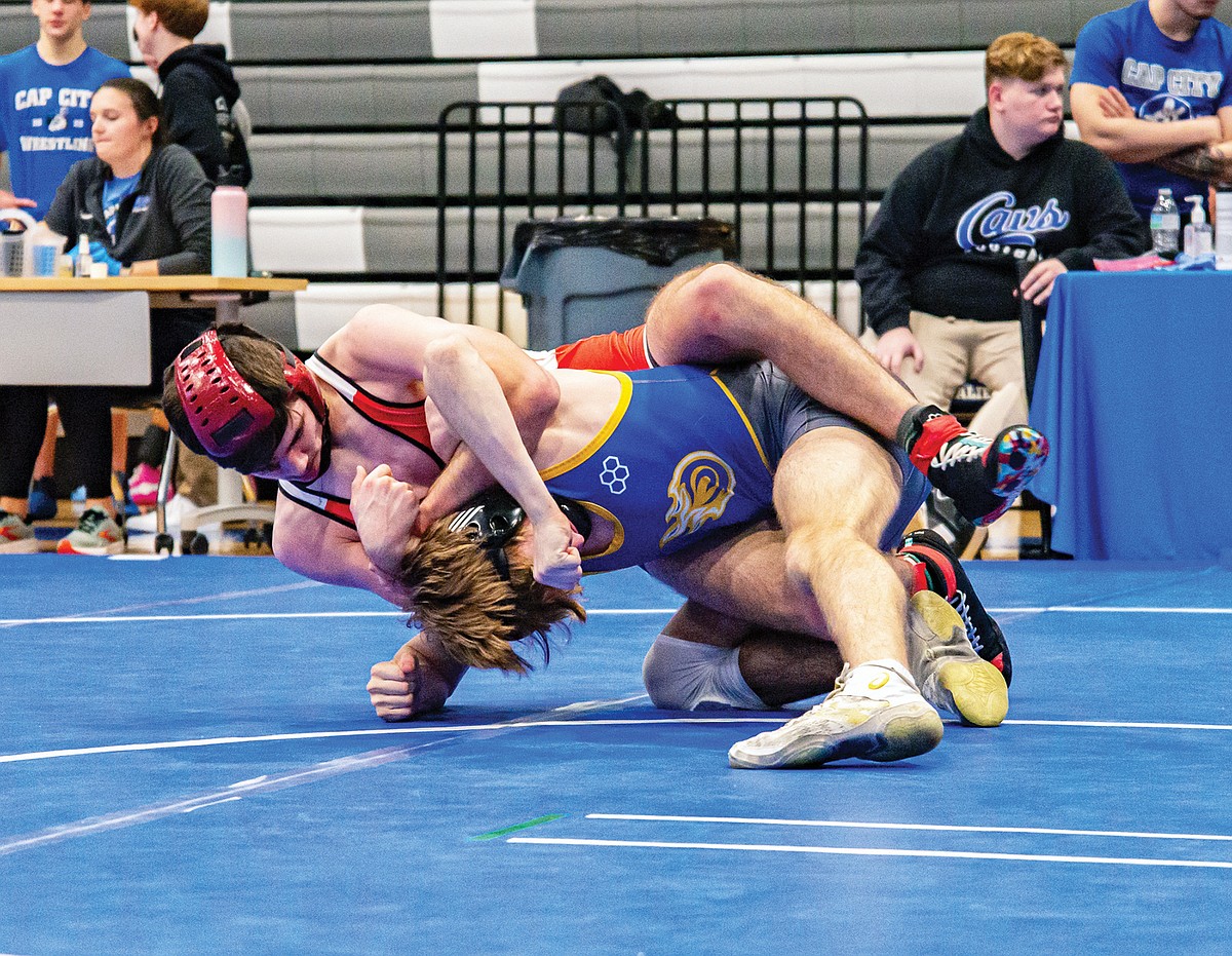 Jefferson City tops Capital City for wrestling tournament crown ...