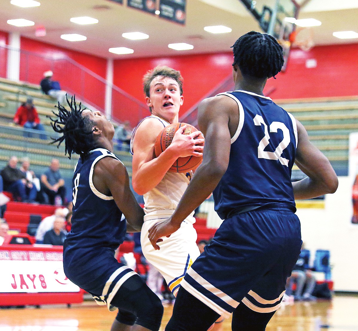Fatima boys enter state basketball rankings tied for 10th in Class 3 ...