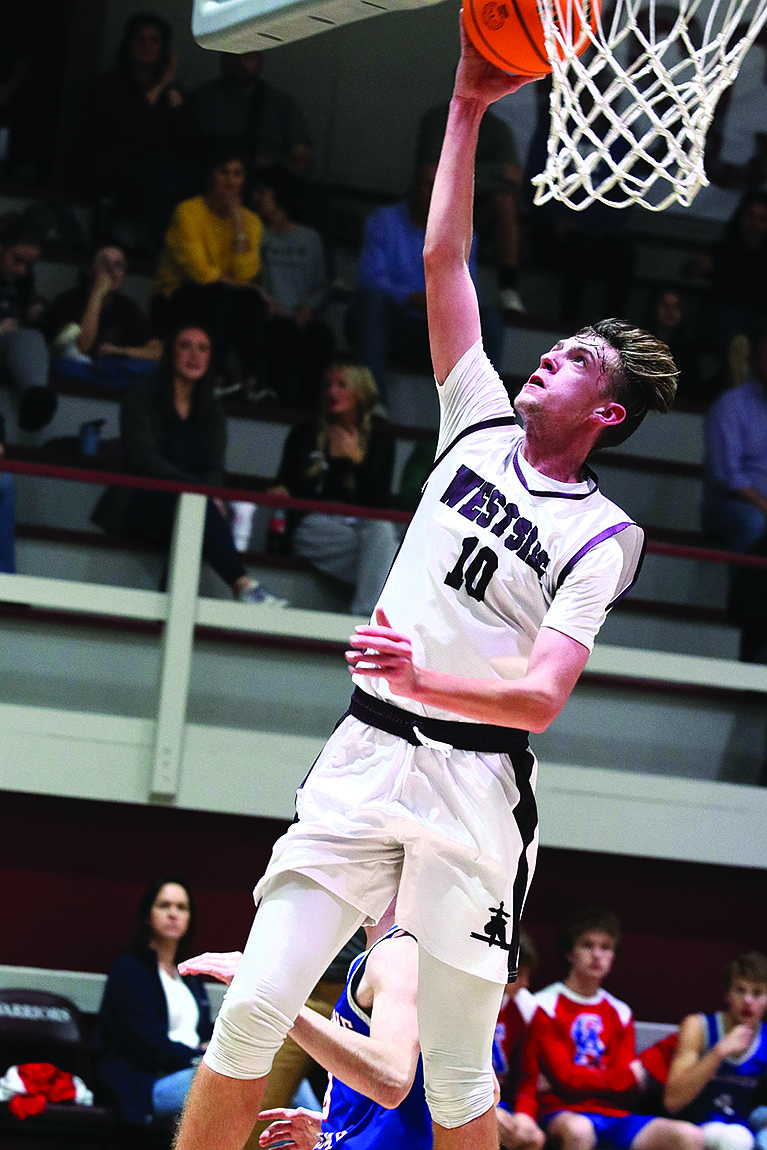 Warriors have a coach on the floor | El Dorado News