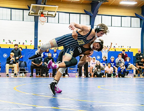 Capital City wrestling takes decision from Helias in CMAC dual ...