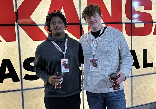 Get to know: Arkansas D-line target Taijh Overton | Whole Hog Sports