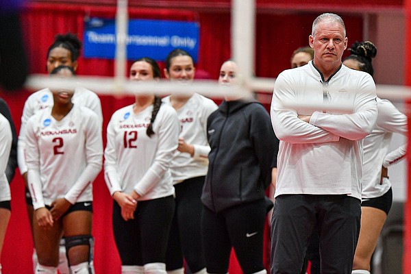 Arkansas volleyball swept at Mississippi State, drops fourth in a row ...
