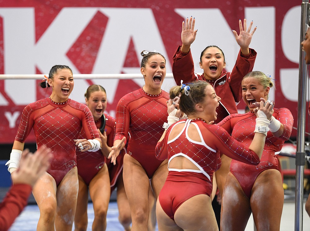 Arkansas defeats Auburn gymnastics | Whole Hog Sports
