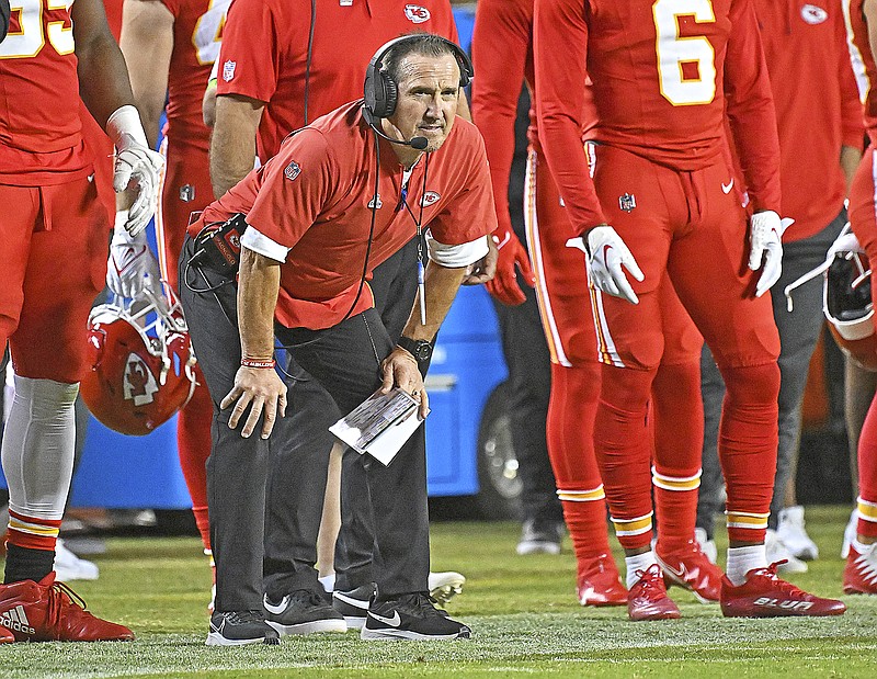 Super Bowl brain trust for Chiefs involves former head coaches on each ...