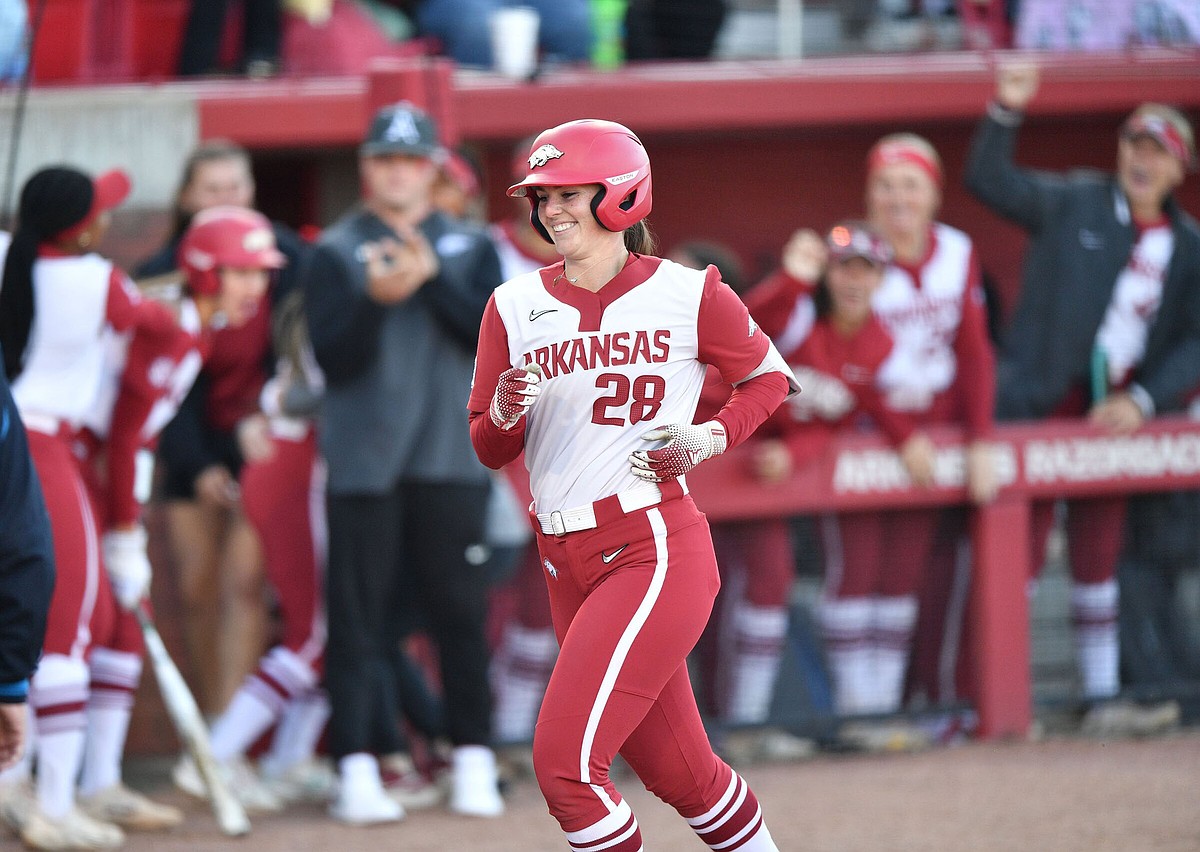 UA softball opens full of high hopes | Northwest Arkansas Democrat-Gazette