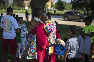 Marshallese Youth Initiative wants students at 2 Springdale schools to ...