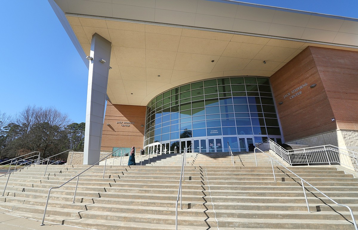 University of Arkansas at Little Rock leaving Ohio Valley athletics ...