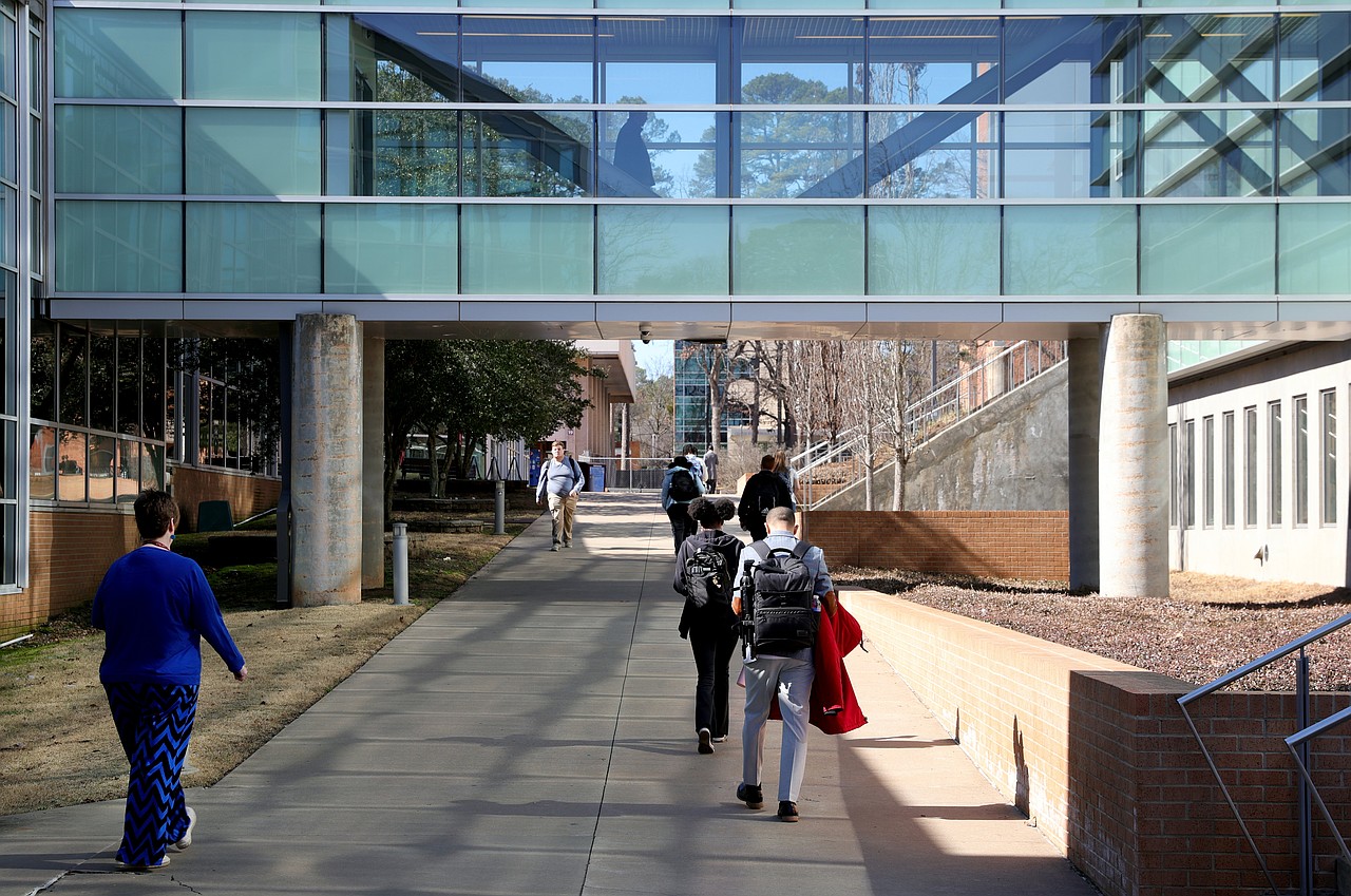 UALR’s cybersecurity graduate certificate program seeing payoff with ...