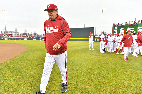 VIDEO: Dave Van Horn, players recap 6-4 win over James Madison | Whole ...