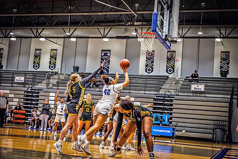 Capital City girls basketball falls to Sedalia Smith-Cotton | Jefferson ...