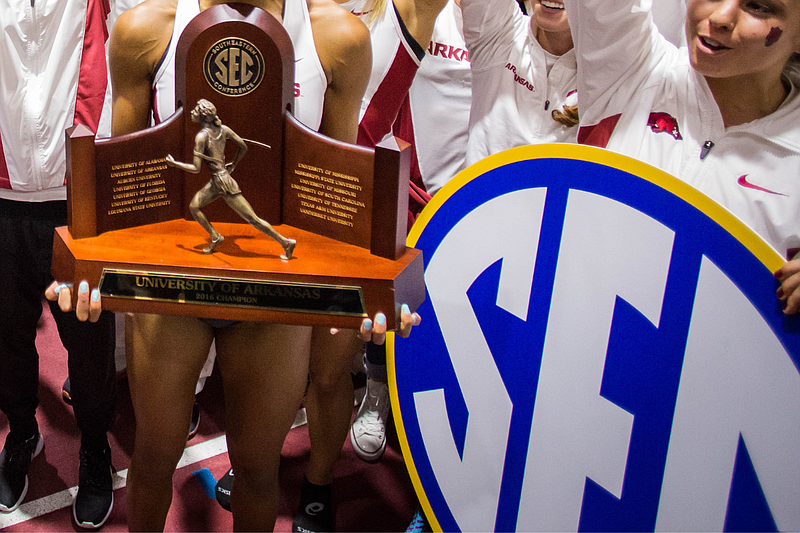 VIDEO: Arkansas track coaches Chris Bucknam, Chris Johnson preview SEC ...