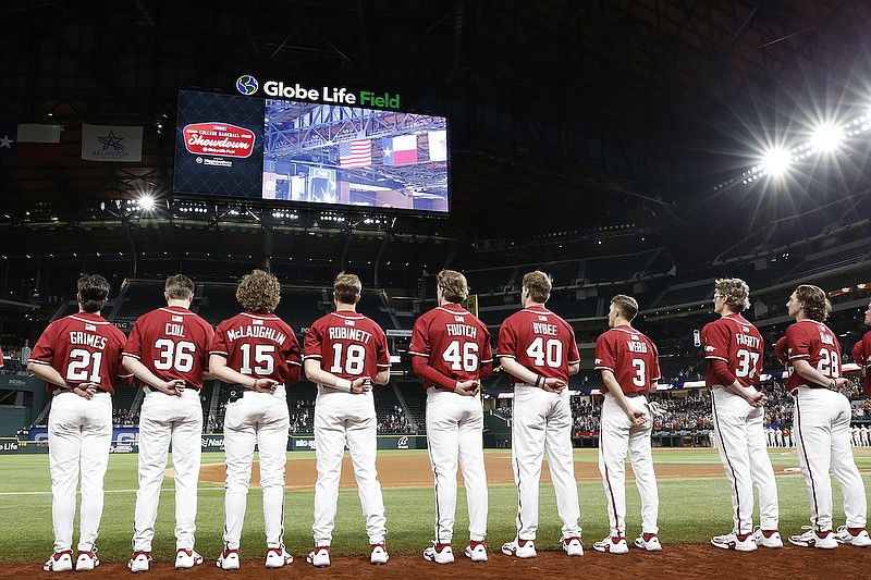 Arkansas baseball notebook: Familiarity in Arlington, MLB draft buzz ...