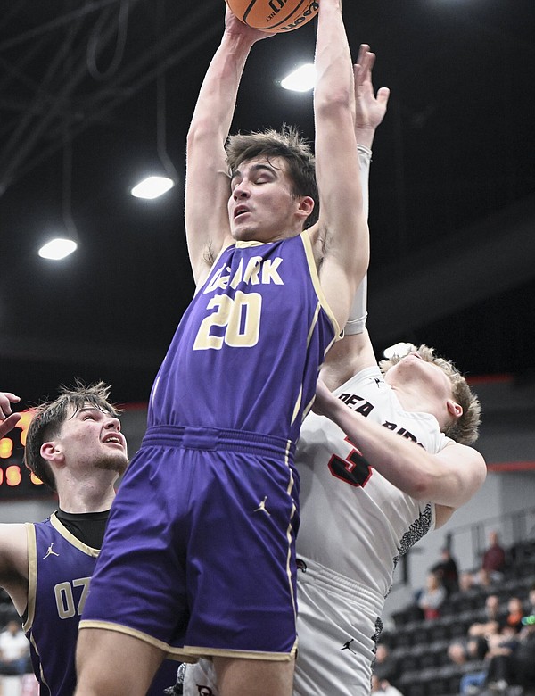 PREP BASKETBALL: Ozark withstands pressure, upends host Pea Ridge during 4A North Region ...